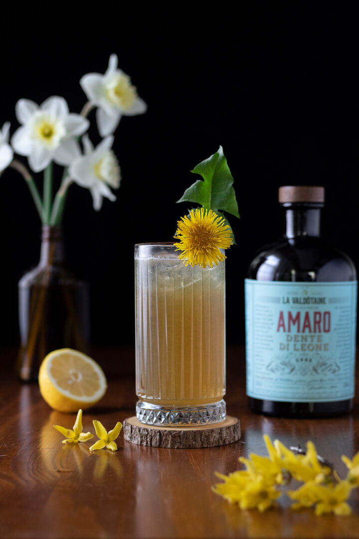 Ultimate Guide to Edible Flowers for Cocktails - Moody Mixologist