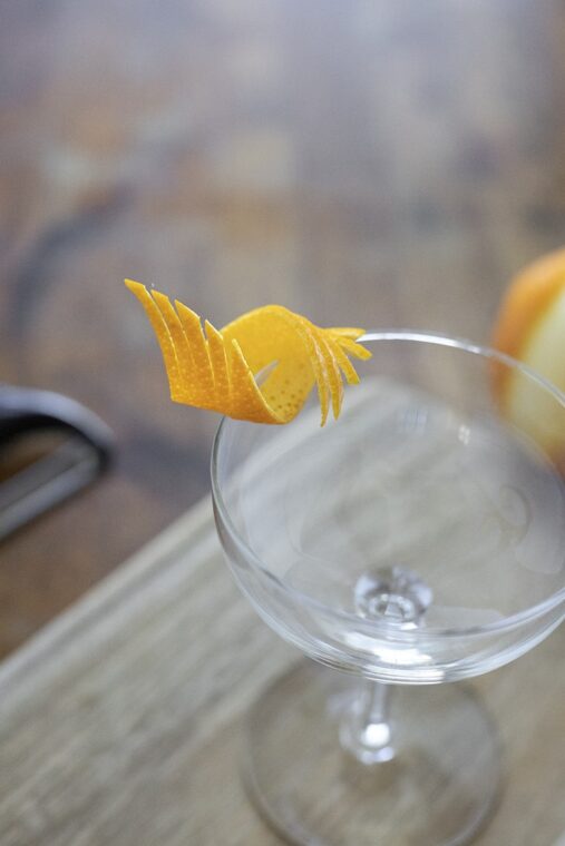 5 Easy (and Beautiful) Cocktail Garnishes - Moody Mixologist