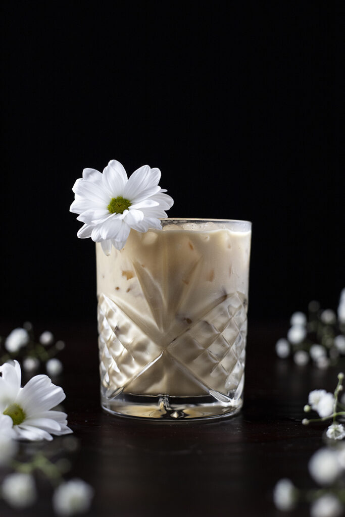 Classic White Russian Cocktail Recipe - Moody Mixologist