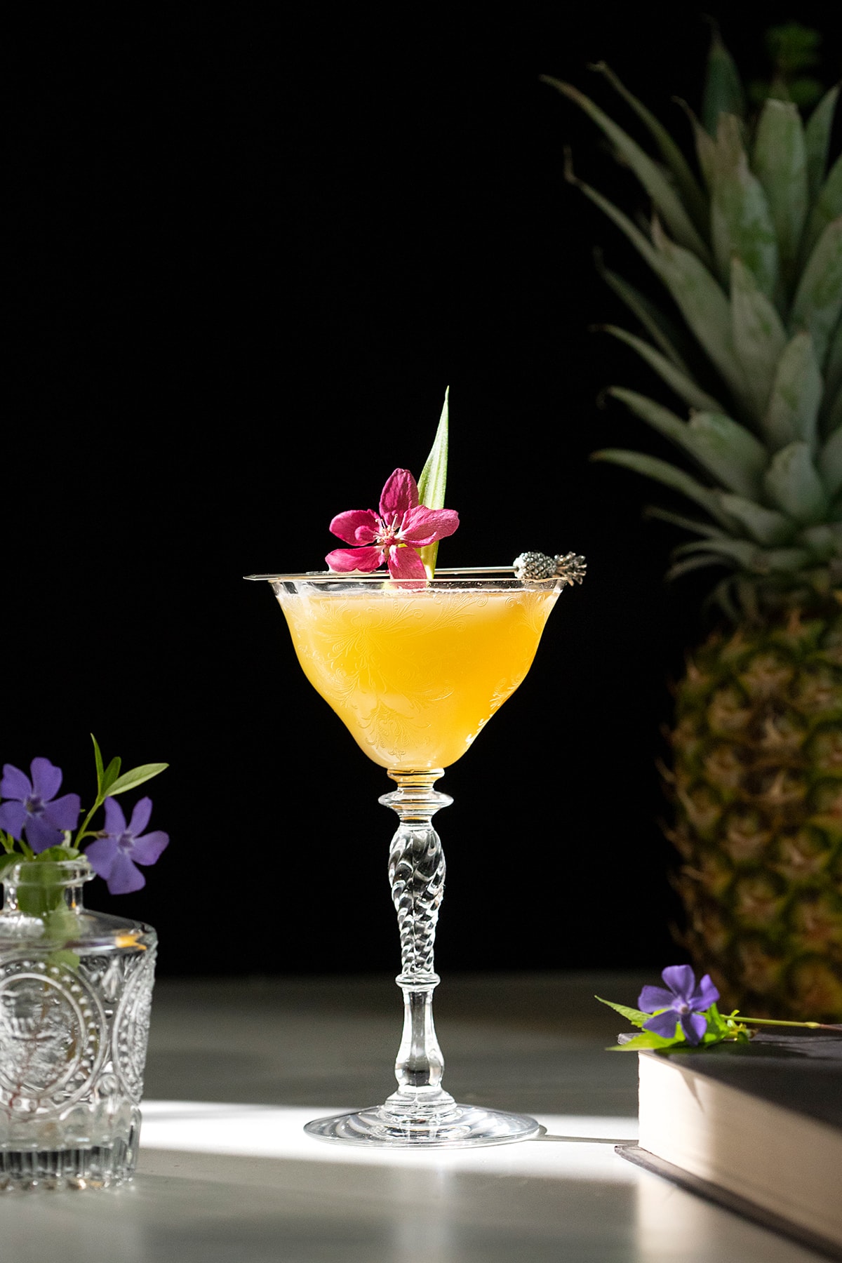 Algonquin Classic Rye Cocktail - Moody Mixologist