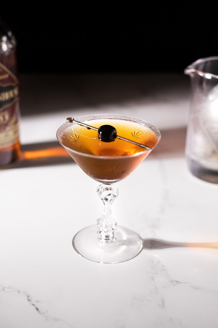 Classic Rye Manhattan Cocktail - Moody Mixologist
