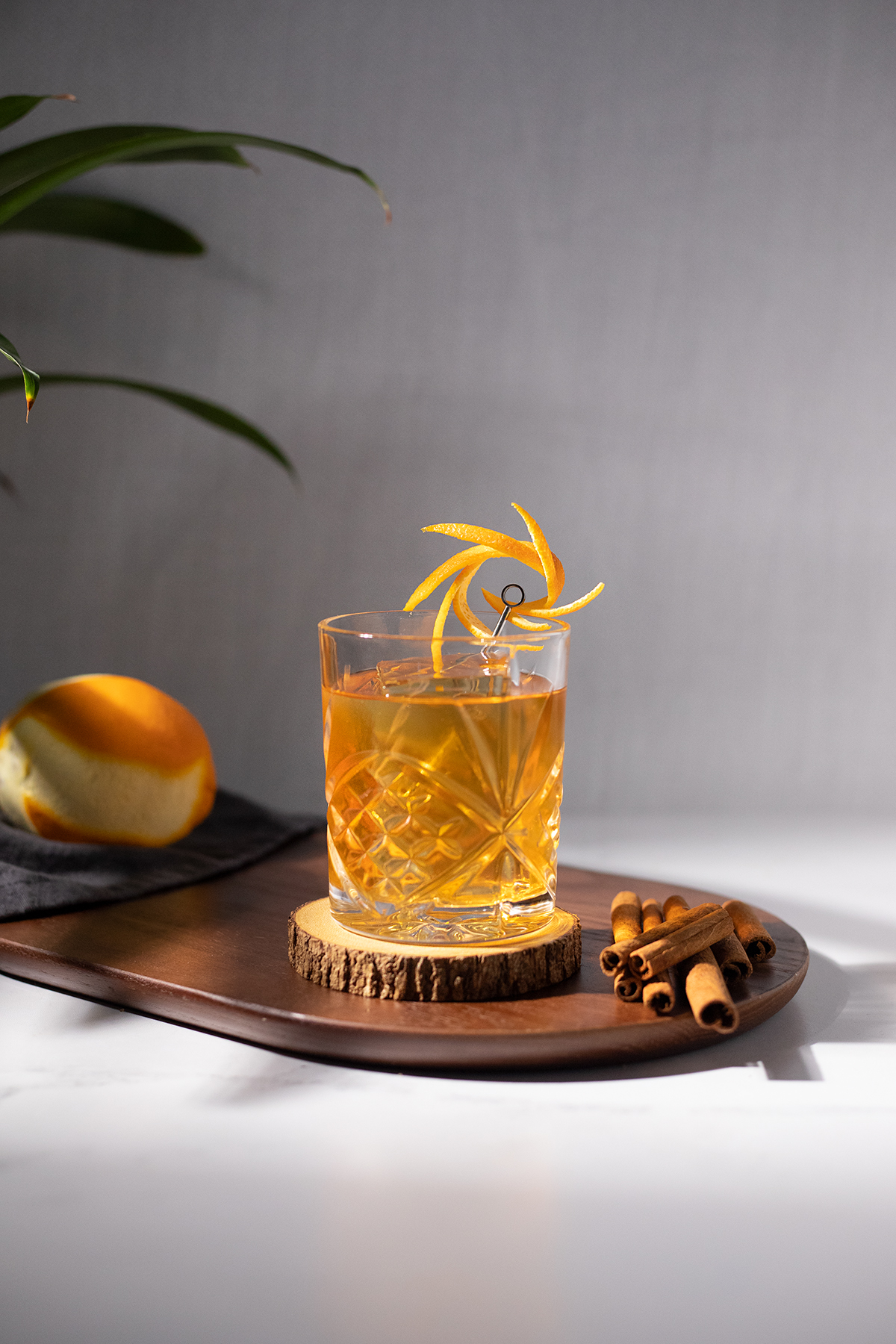 Moody Mixologist - Creative botanical cocktail recipes from my home bar.