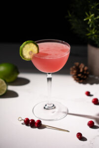 How to Make a Perfect Cosmopolitan Cocktail - Moody Mixologist